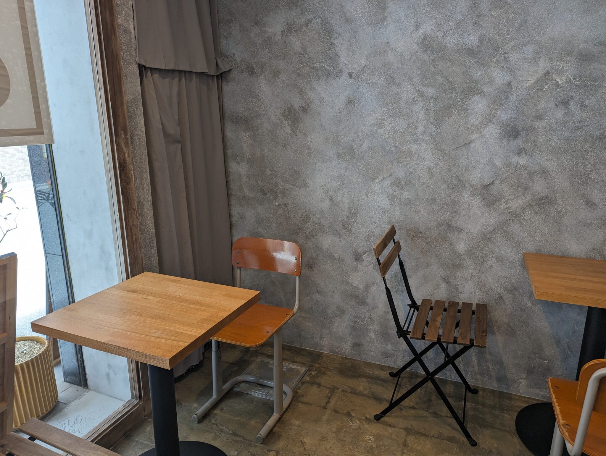 【大阪・阿波座】「CAFE&BAKE ARCA（カフェ & ベイク アルカ）」数種類のこだわりバスクチーズケーキが食べられるスタイリッシュなカフェ | よっしー@関西グルメの食べ歩き三味