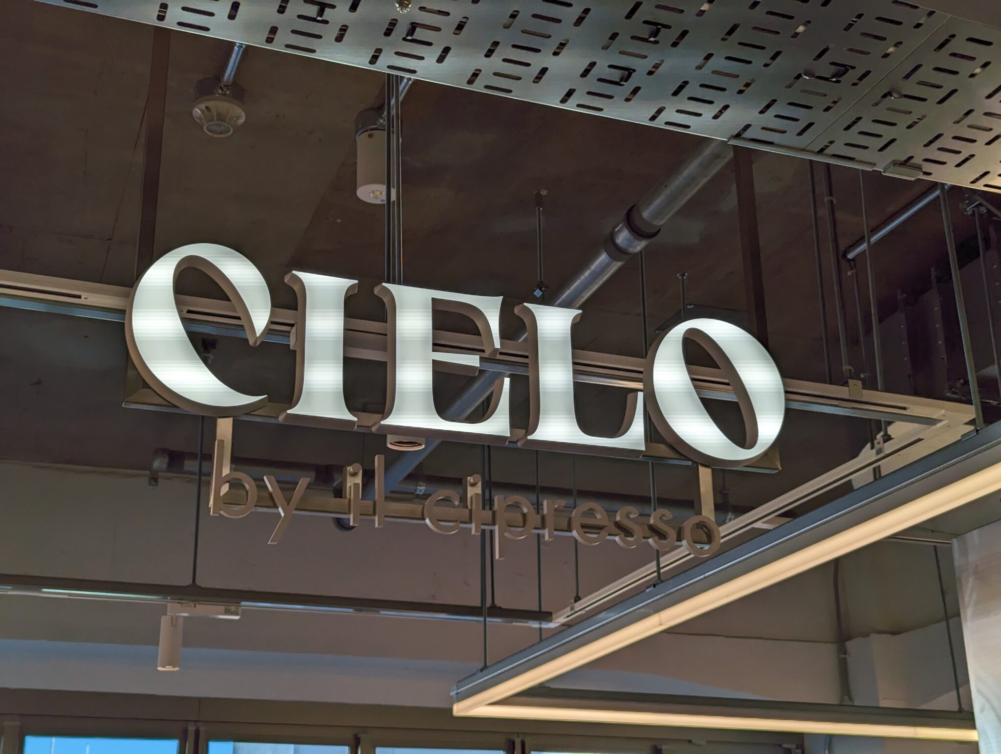 【京都・四条烏丸】「Rooftop terrace CIELO by il cipresso（ルーフトップ テラス チェーロ バイ イル チ ...