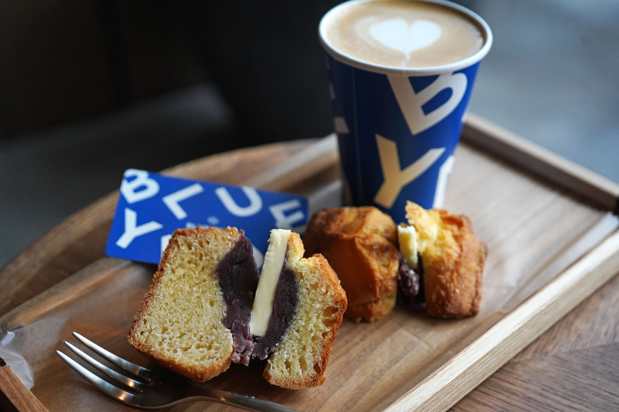 【大阪・梅田】「BLUE YARD（ブルーヤード）」23時まで営業、カフェやディナーと利用の幅が広いお店 | よっしー@関西グルメの食べ歩き三味